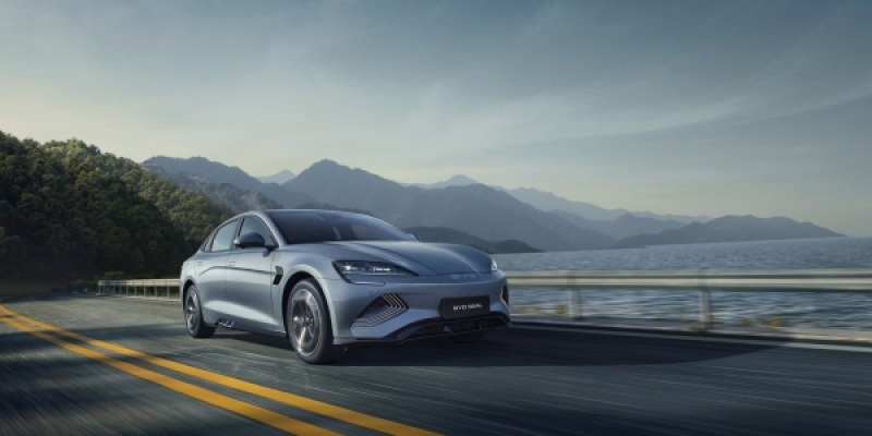 BYD코리아, 서울모빌리티쇼서 세단 씰 공개..4750만원부터 사전예약 | 카가이