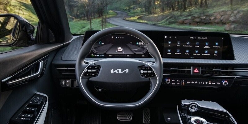 기아 EV6 "12V 배터리 1년 만에 3번 교체" 뿔난 소비자 레몬법 소송 제기 | 오토헤럴드