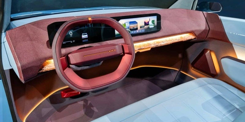 도심형 전기 SUV 끝판왕, 기아 EV2 vs 테슬라 모델 Y…누가 진짜 승자인가? | 두맨카