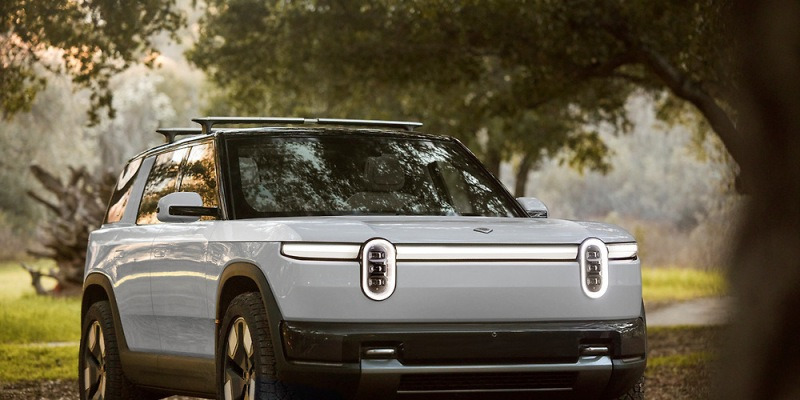 “EV6 긴장해야”… 리비안 R2 출시 전부터 난리 | EV-Hotissue