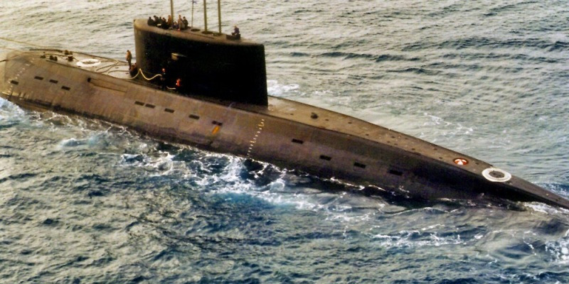 중국제 잠수함과 러시아 잠수함의 무서운 혼종! 중국의 Type 041형 조우급 SSN! | 군사돋보기