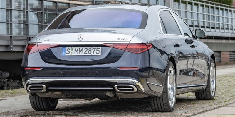 “제네시스 G90 다 제껴버리는 진짜 플래그십, 마이바흐 S580” | 모터포스 - 포뮬러1 정복