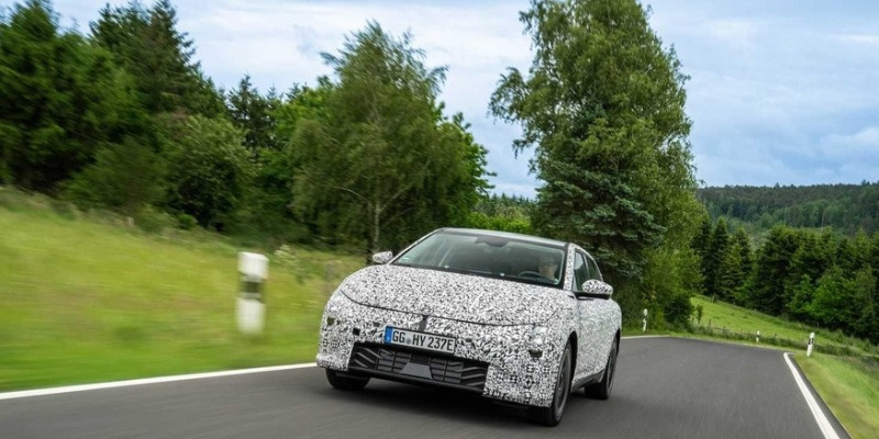 “30분이면 80% 충전”… 진짜 출근용 끝판왕? | EV-Hotissue