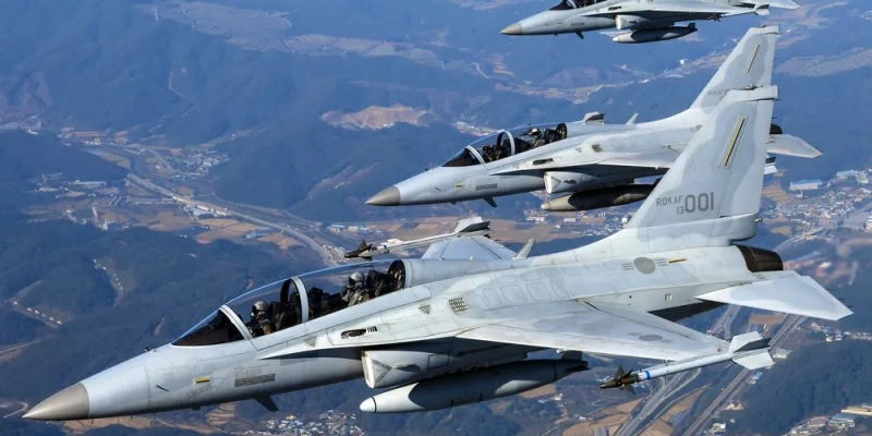 ''믿을 건 한국 밖에없다'' 필리핀이 FA-50 전투기 12대를 구매한 이유 | 오버히트