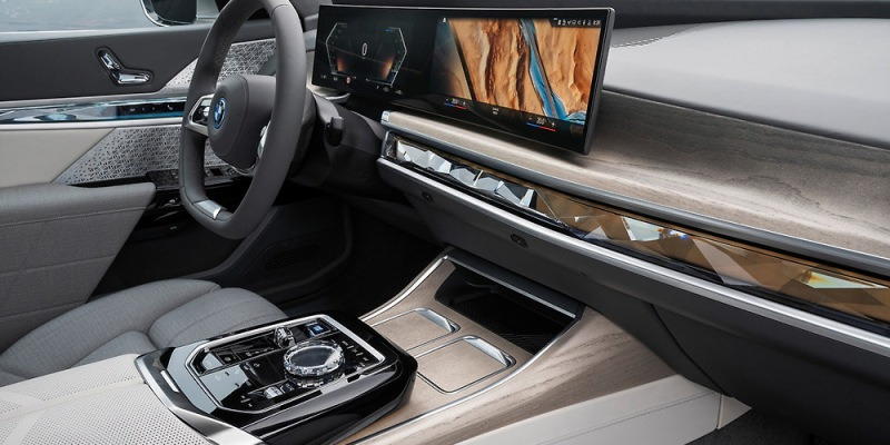 벤츠 S클래스 끝났나? 실차주 만족도 9.7점이라는 이 차 | EV-Hotissue