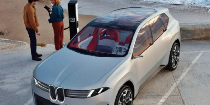 “전기차급 연비에 V8 파워?” 스펙에 반응 폭발 | EV-Hotissue