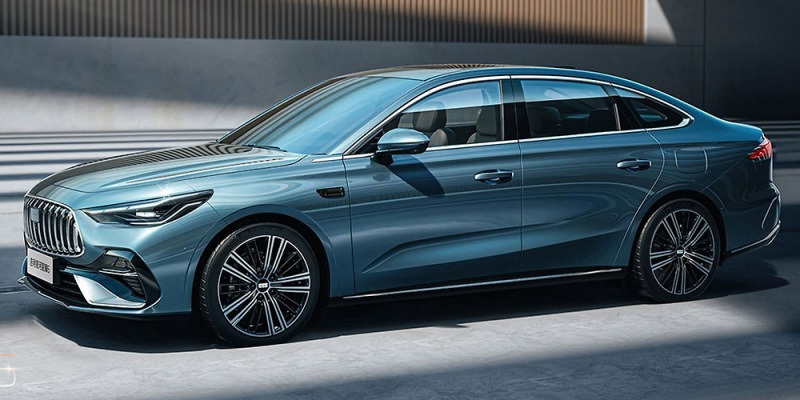 “AMG 스타일에 하이브리드?” 풀옵션이 2천만 원대라니! | EV-Hotissue