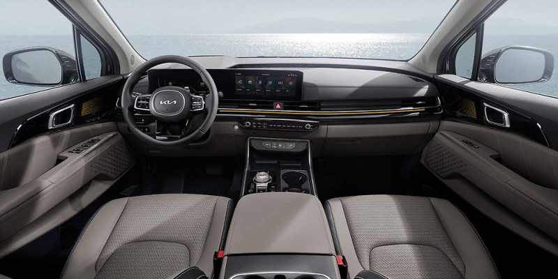 가성비 끝판왕 카니발, 지금 안 사면 ‘손해’라는 이유 | EV-Hotissue