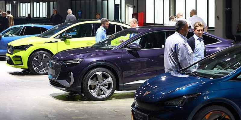 유럽 2025년 자동차 판매 1,330만 대 기록… BYD 230% 폭증 | 글로벌오토뉴스